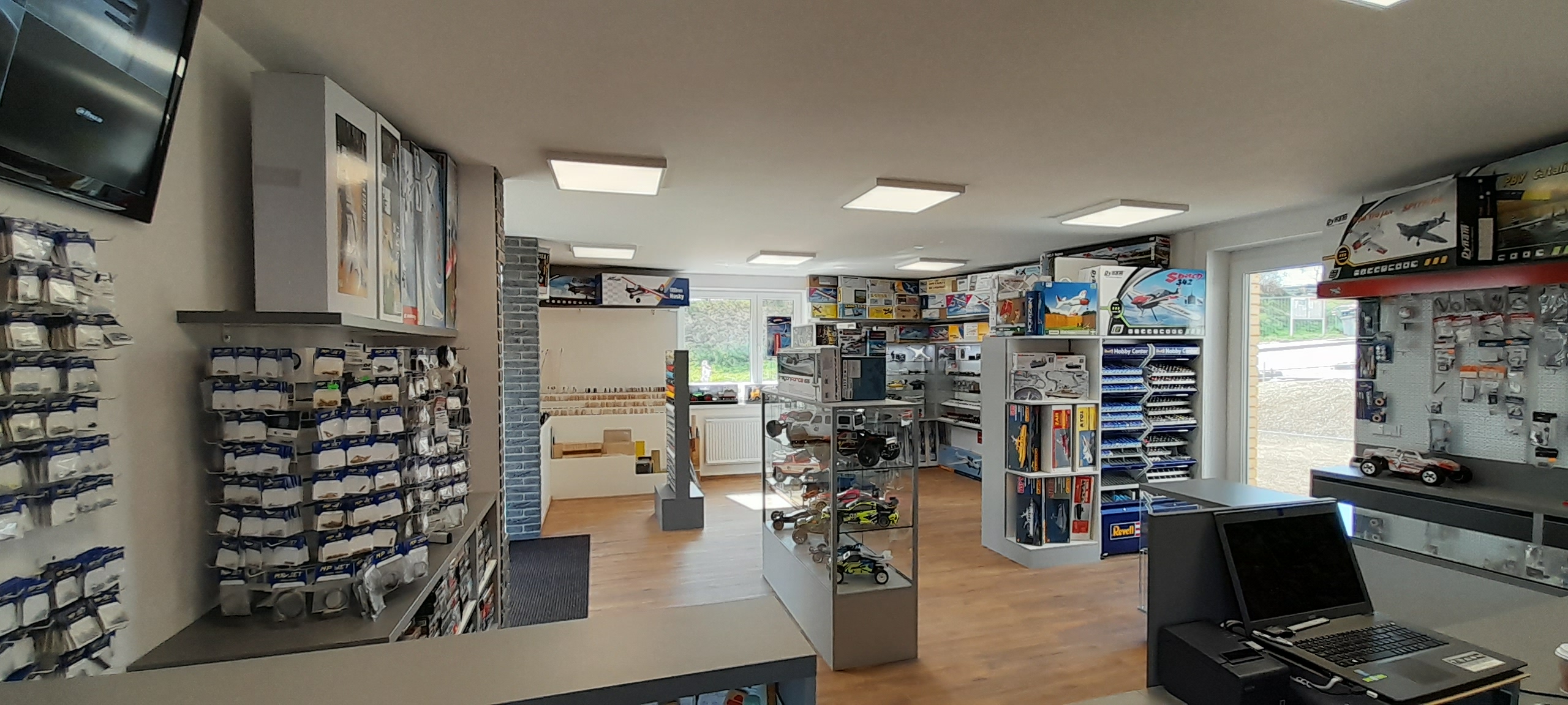 Kostka model centrum
